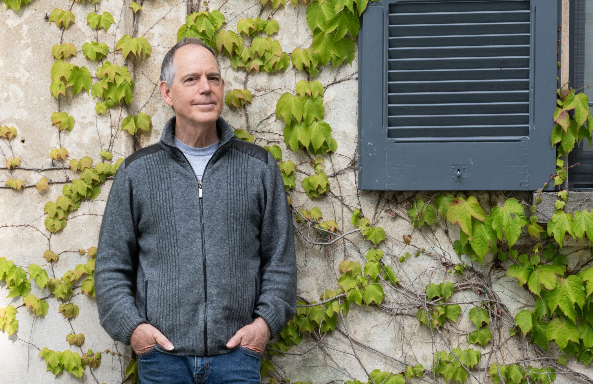 Folk artist David Wilcox is taking charge | Out & About Wisconsin